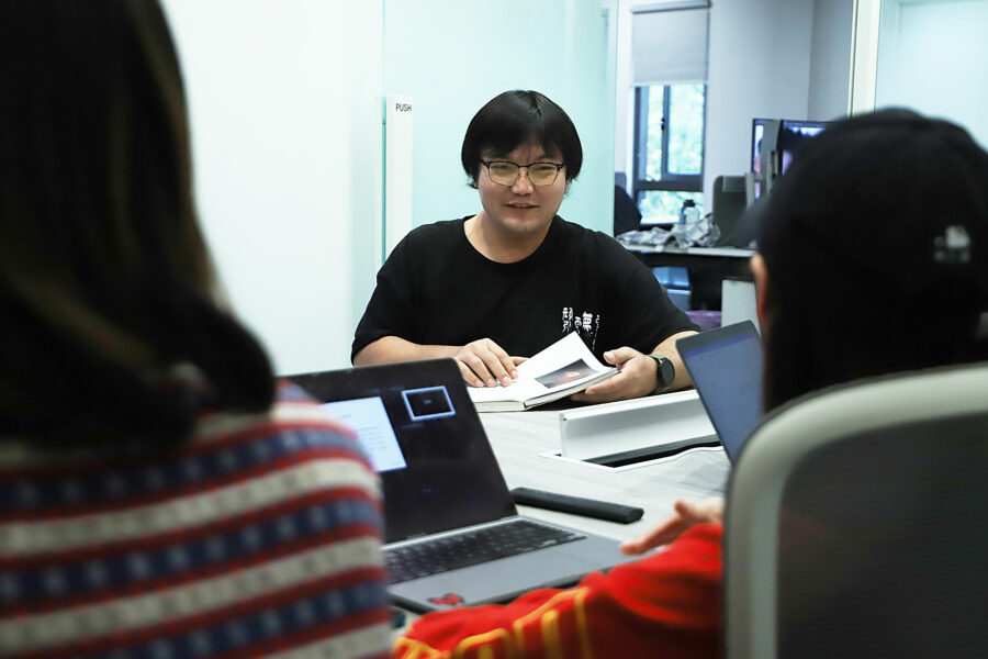 Reading Club | Immersing yourself in art - Imagendary Studios